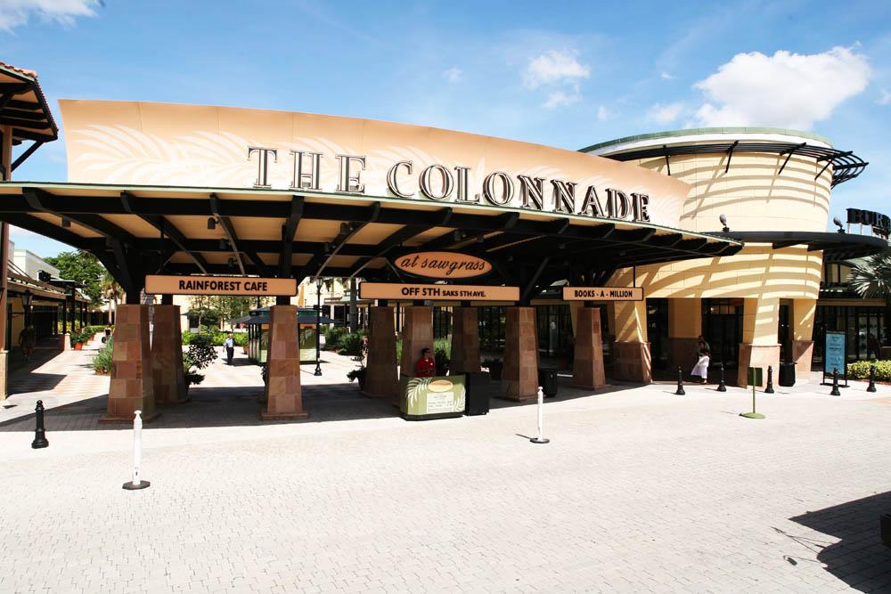 Do Business At The Colonnade Outlets At Sawgrass Mills A Simon Property do-business-at-the-colonnade-outlets-at-sawgrass-mills-a-simon-property