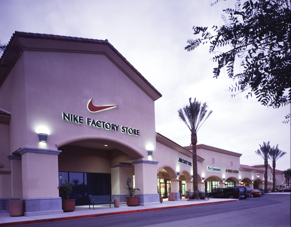 Do Business At Camarillo Premium Outlets A Simon Property 